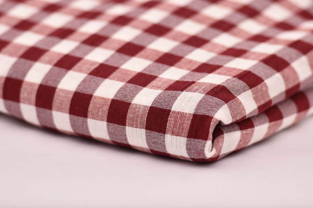 WHITE AND MAROON - COTTON - Ehutty